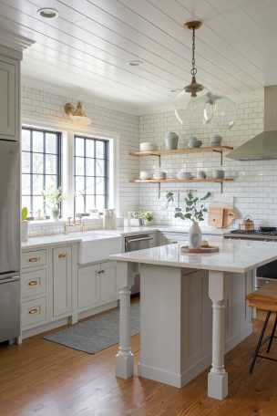 21 Charming Small Cottage Kitchen Ideas for a Cozy Home